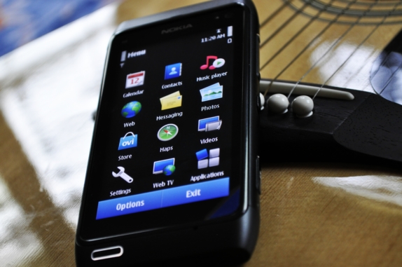 Nokia N8 Dark Grey Photo Gallery